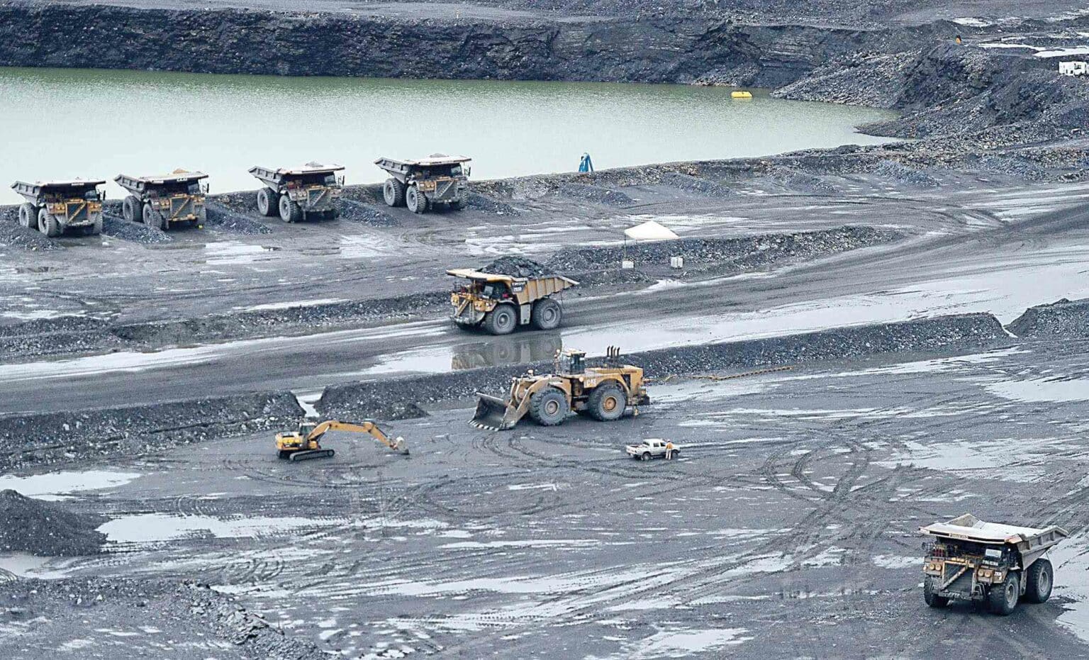 A Kinross Brasil Mineração está com dezenas de oportunidades de ...